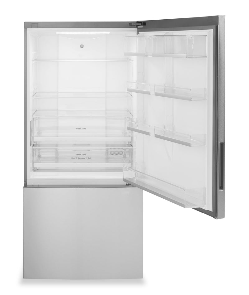 Réfrigérateur GE de 17,7 pi3 et de 31 po de profondeur comptoir à c ...